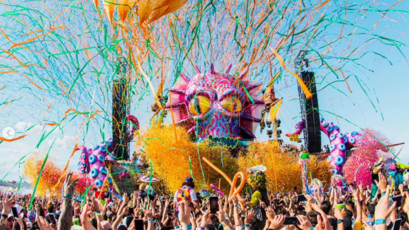 6 things to do when attending your first elrow party - NIGHTMAG
